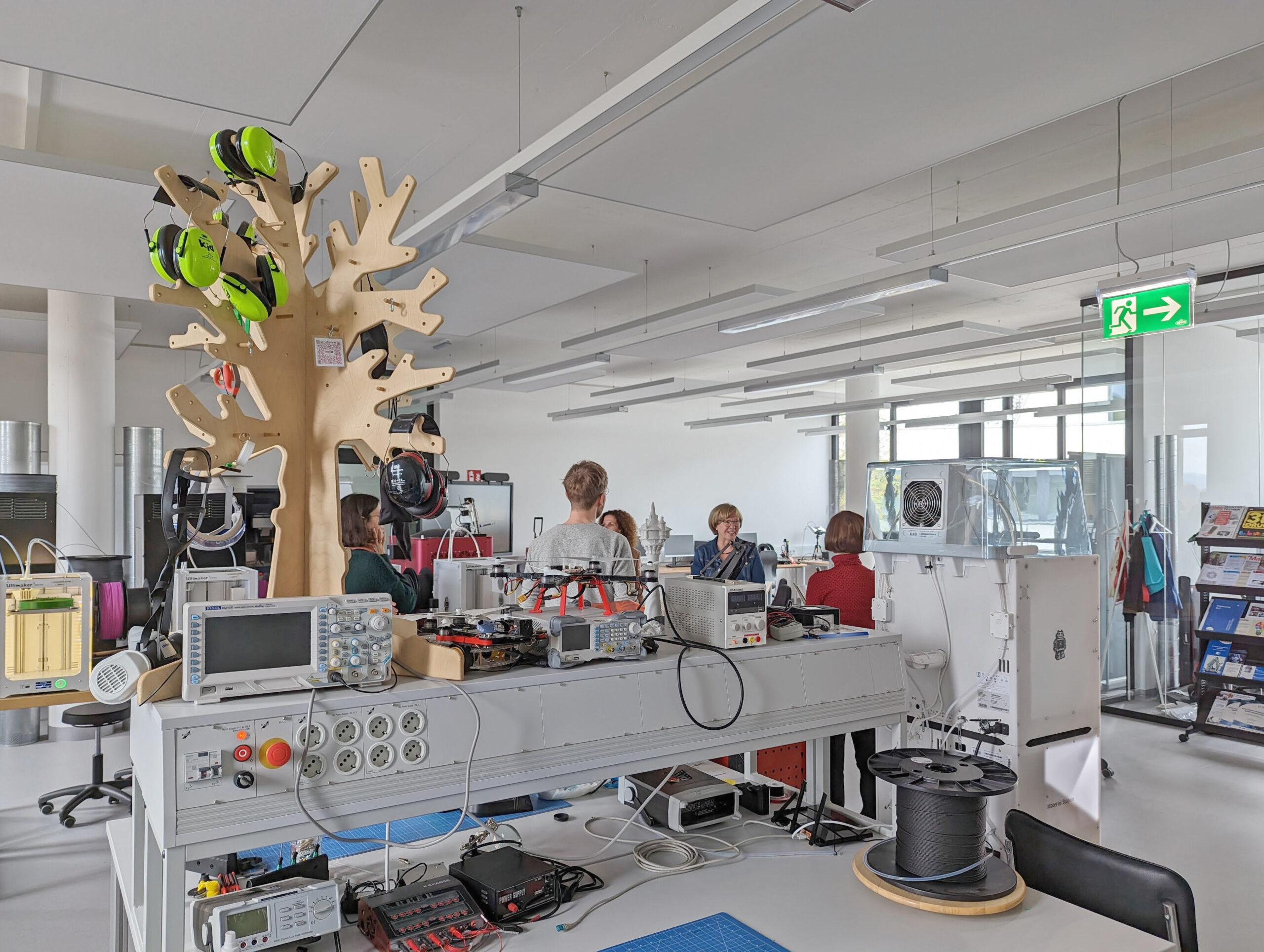 Lakeside Science & Technology Park: Educational Lab